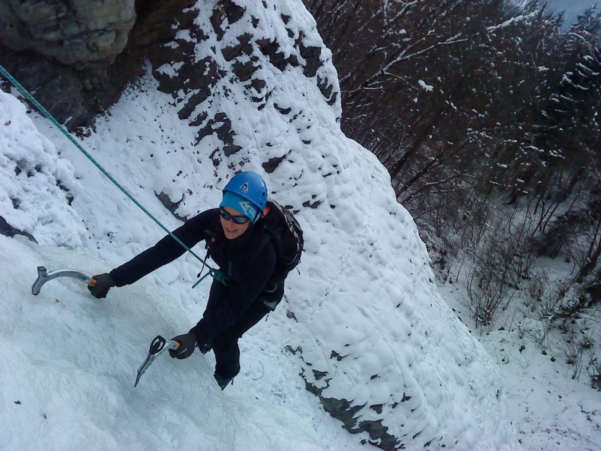 Ice climbing discovery trip Haute Savoie, Grand Massif - Morillon ...